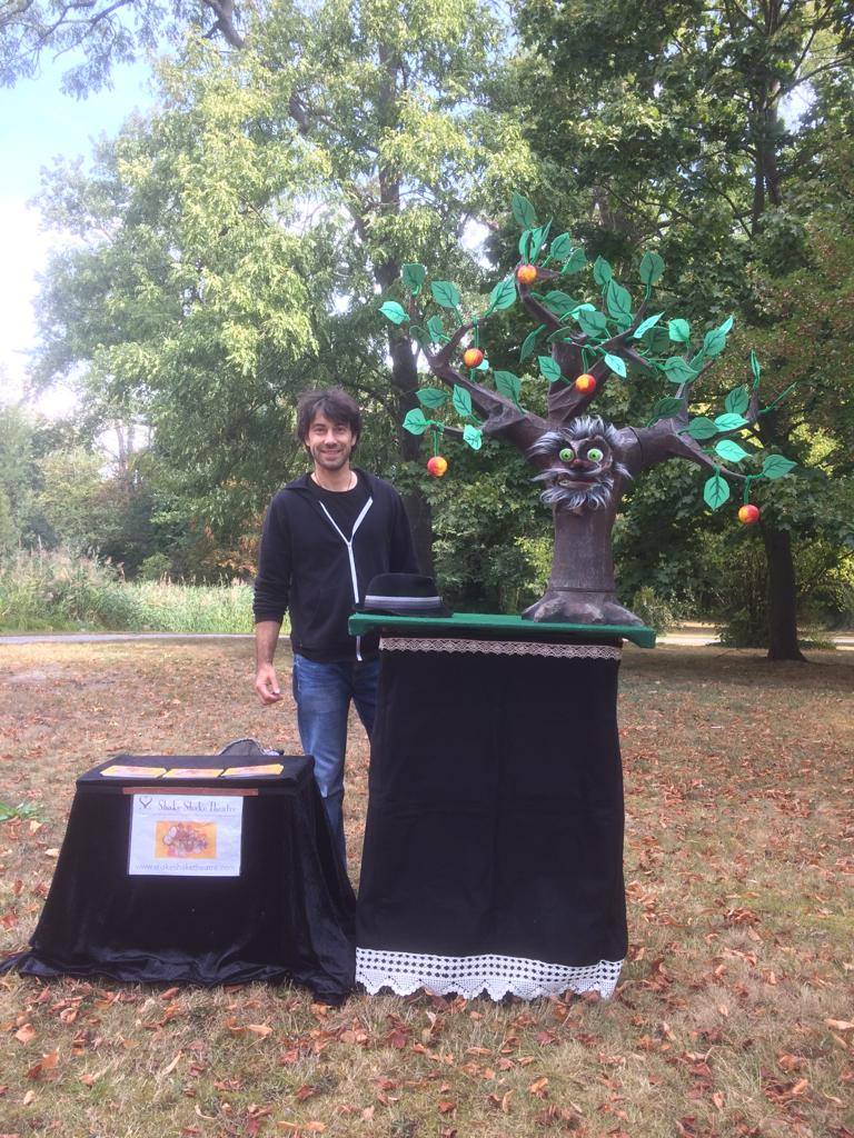 The Tree – Puppets, masked theatre and workshops